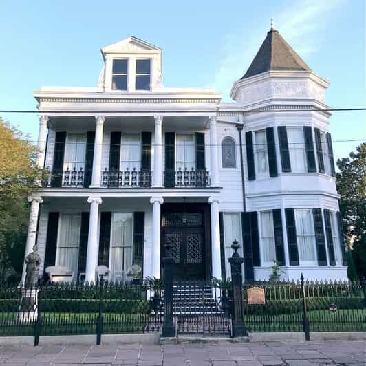 Garden District Walking Tour - An In-Depth Look at the Garden District Walking Tour