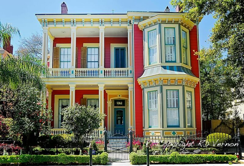 Garden District Walking Tour - Frequently Asked Questions