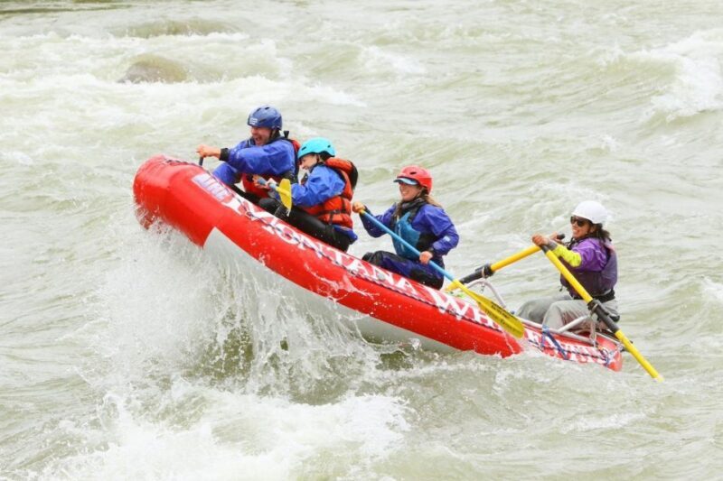 Gardiner: Half-Day Whitewater Raft Trip on the Yellowstone - An In-Depth Look at the Experience