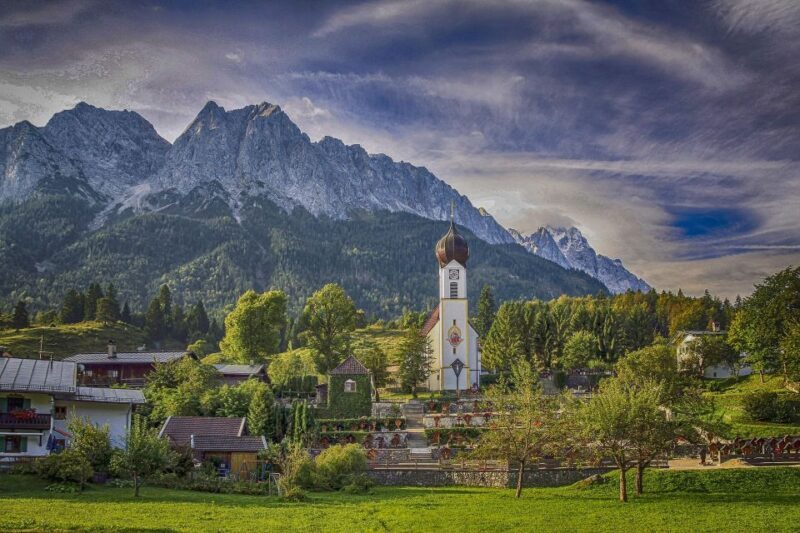 Garmisch-Partenkirchen: Private Guided Walking Tour - Key Points