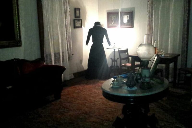 Gaslamp Quarter: San Diego's Ghostly History Walking Tour - What to Expect from the Ghostly Adventure