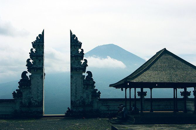 Gateway To Heaven : Lempuyang Gates with Tukad Cepung Waterfall - The Sum Up