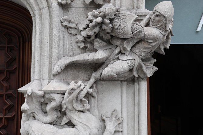 Gaudí and Barcelona Legends Walking Tour - Who Will Love This Tour?