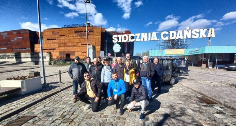Gdansk: City Tour Live Guided by Golf Cart/Buggy Sightseeing - The Experience & Pace