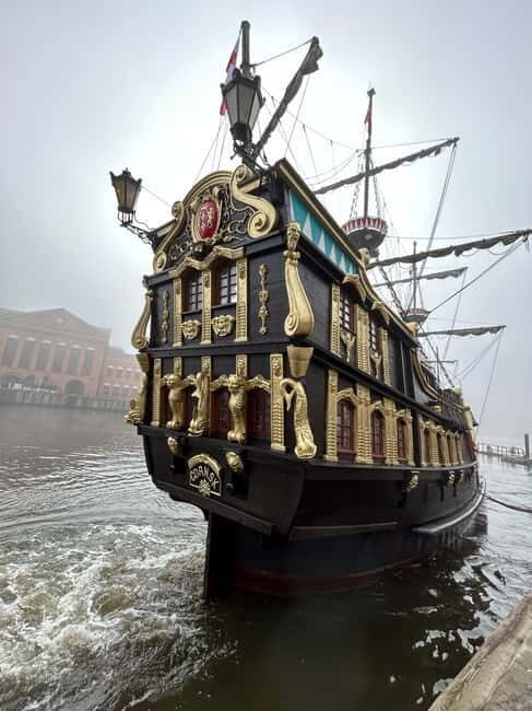 Gdansk: Guided Round-Trip Cruise to Westerplatte - Key Points