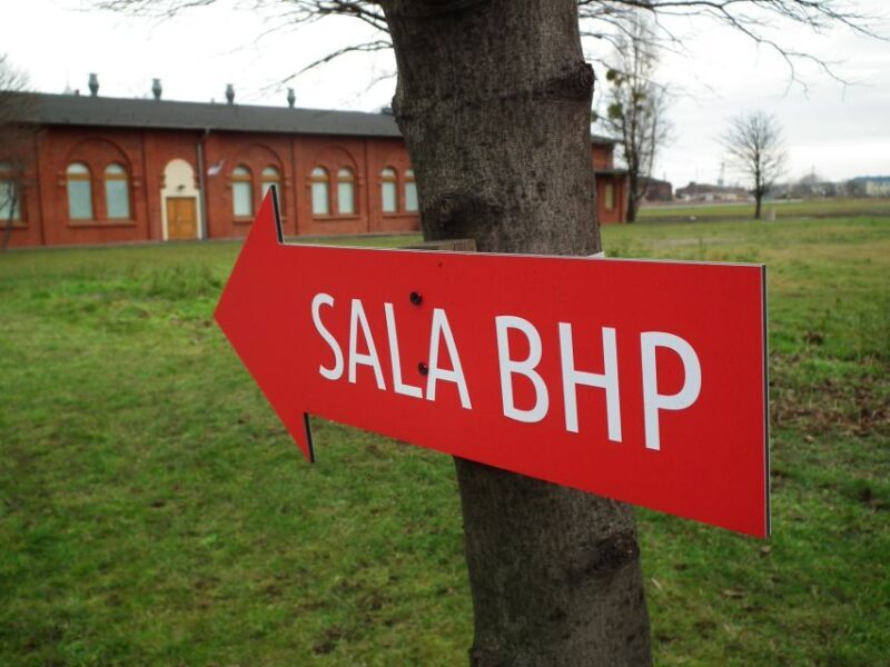 Gdansk: Private Communism Tour with Solidarity Center Museum - Key Points