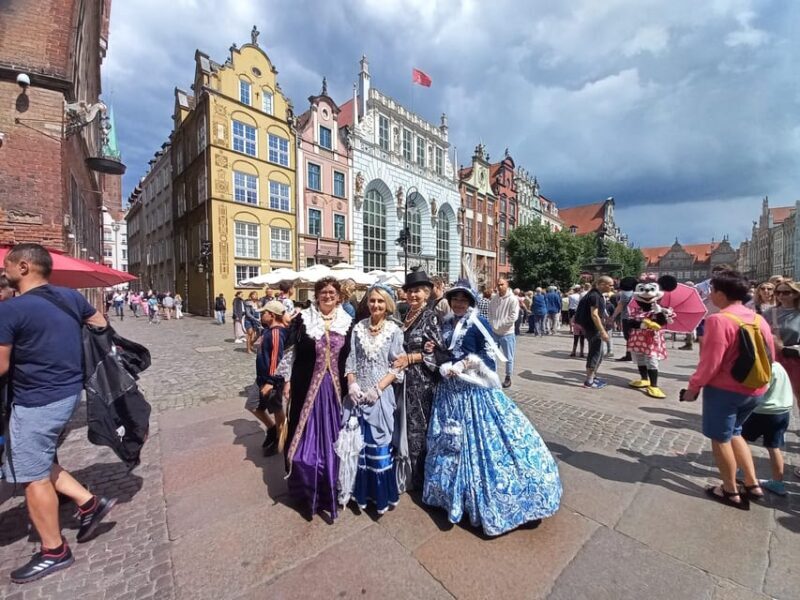 Gdansk: Private Top City Tour by Electric Cart & Live Guided - An In-Depth Look at the Experience