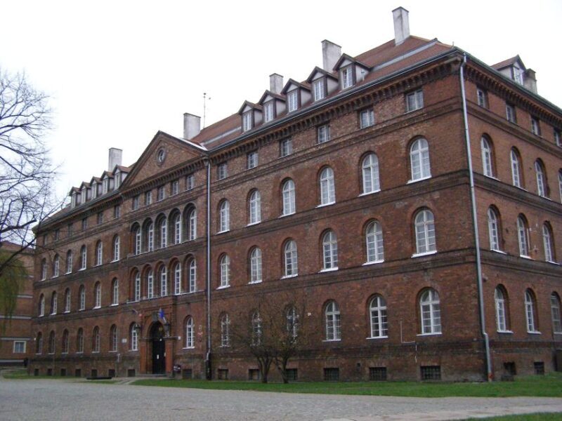 Gdansk Private WWII Tour with Museum of the Second World War - Deep Dive into the Details: Why It Works