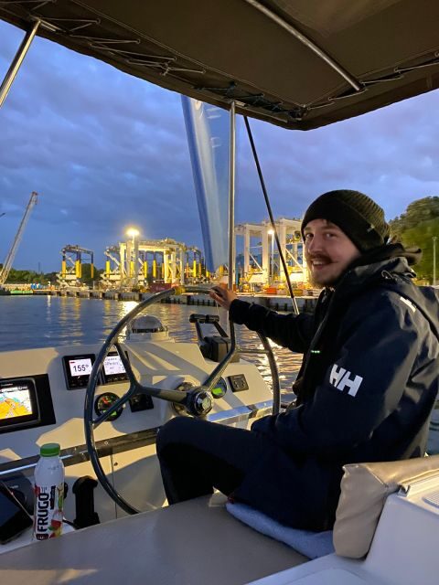 Gdansk: Scenic Evening Yacht Cruise with Welcome Drink - Final Thoughts
