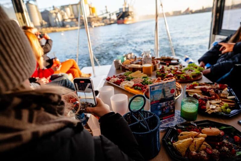 Gdansk/Sopot: Breakfast Cruise on a Catamaran - FAQ