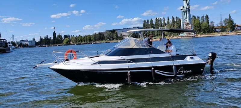 Gdask: 4-hours Private Boat Tour with Skipper - Key Points