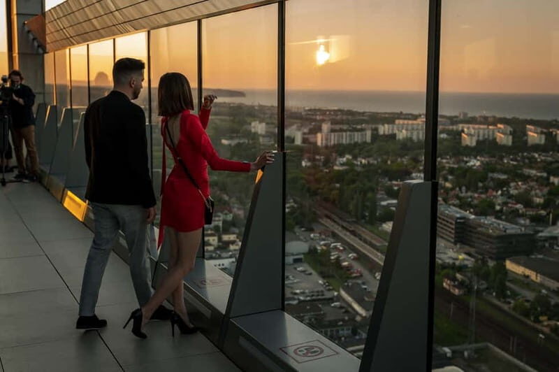 Gdask: Olivia Star Sky-High Views, Dinner, and Cocktails - Authentic Experiences and Practical Tips