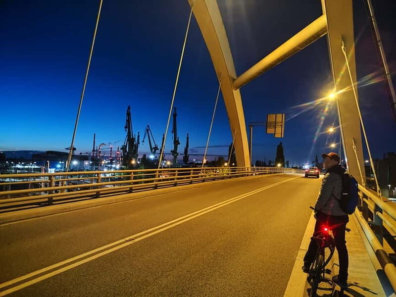 Gdask: Wrzeszcz and Shipyard District Private Bike Tour - The Experience Itself