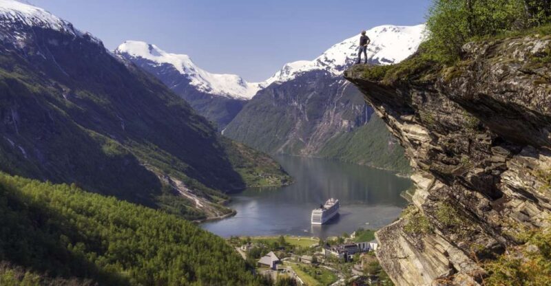 Geiranger: Bus Tour with Multilingual Audio Guide - FAQ