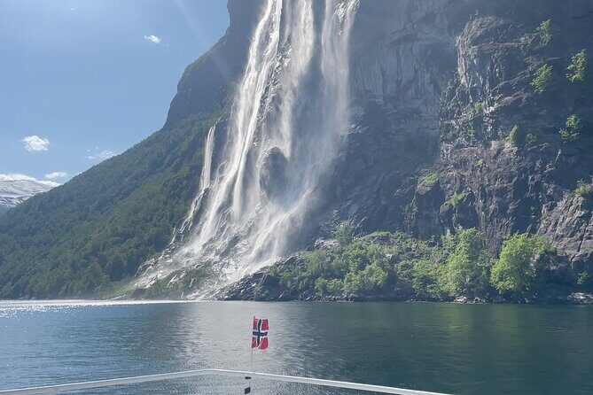 Geiranger Fjord Tour (Hellesylt-Geiranger one way) - Key Points