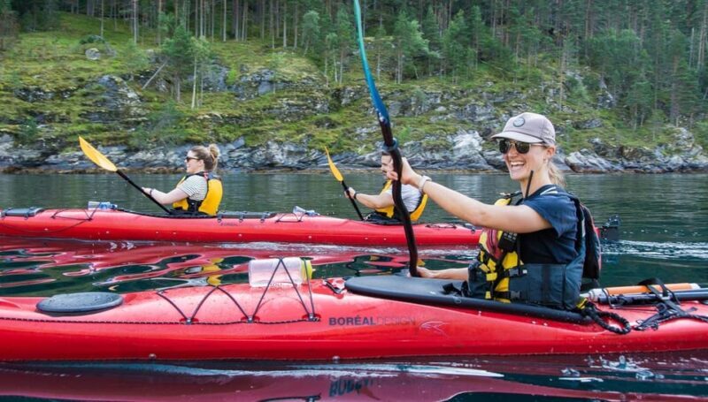 Geiranger: Kayak tour with guide - FAQs