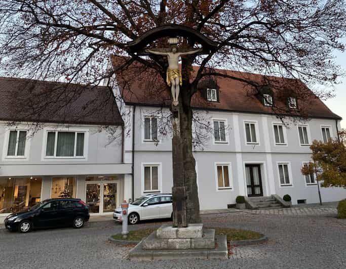 Geisenfeld Private Guided Walking Tour - The Start: Meeting at the Town Hall