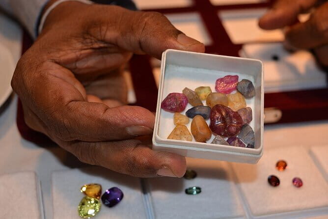 Gem tour around Kandy / Ratnapura / Beruwala Sri Lanka - Exploring Sri Lanka’s Gem Industry: A Detailed Review of the Kandy, Ratnapura, and Beruwala Tour