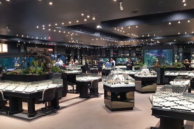 Gems Gallery Pattaya with Round Trip Hotel Transfers - FAQ