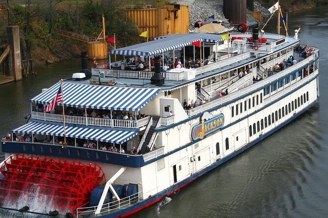 General Jackson Showboat Lunch or Dinner Cruise in Nashville - Dining and Entertainment: The Heart of the Experience