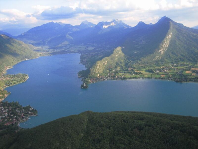 Geneva & Annecy Private City Tour and Optional Cruise - Discovering Geneva & Annecy: A Balance of Nature and History