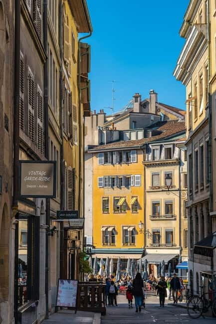 Geneva: City Highlights Walking Tour with a Private Guide - What Past Travelers Say