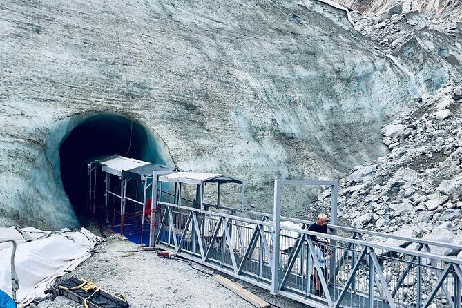 Geneva Day Trip to Mont Blanc glacier and 3860m Top - Exploring the Itinerary in Detail