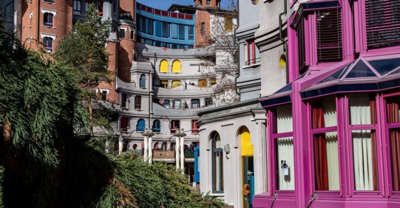 Geneva: Insta-Perfect Walk with a Local - The Highlights & Limitations