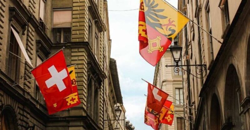 Geneva: Private custom tour with a local guide - Key Points