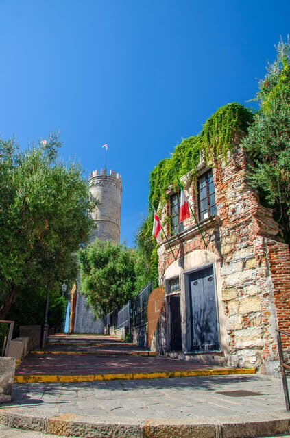 Genoa: Tour in Spanish of the Magnificent Genoa - Why This Tour Could Be a Great Choice