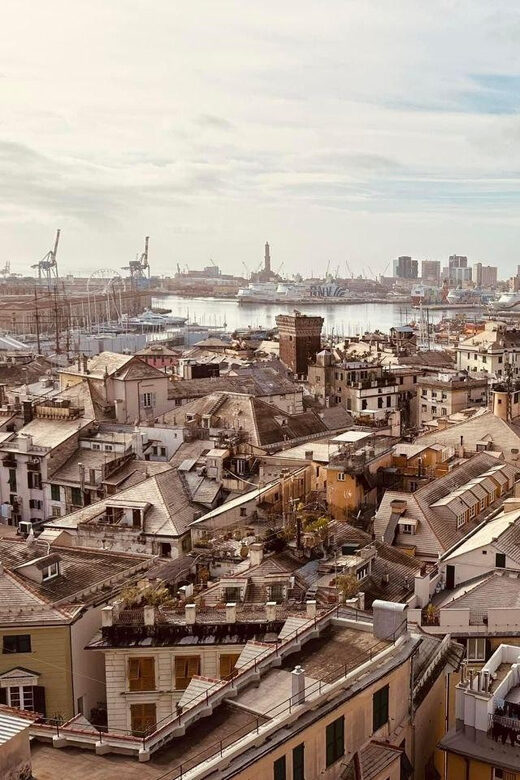 Genova: Private Tour in Spanish through Genova - An Authentic, Well-Balanced Look at Genoa