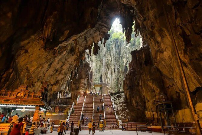 Genting Highlands with Batu Caves Day Tour Sharing Basis - FAQ