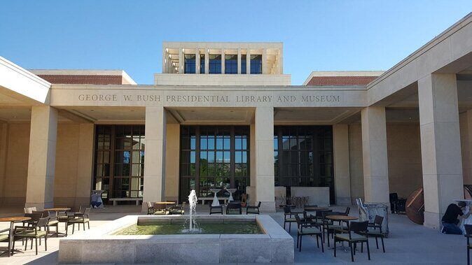 George W. Bush Presidential Library & Museum Tour - Discover the George W. Bush Presidential Library & Museum Tour