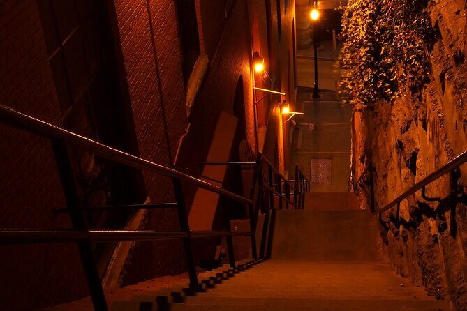 Georgetown's Famous Ghosts Smartphone Guided Haunted Walking Tour - An In-Depth Look at the Ghostly Georgetown Tour