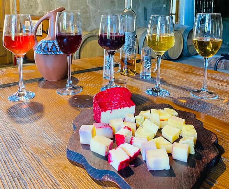 Georgian Wine and Kachapuri & Pizza, with Tbilisi Tour bonus - An In-Depth Look at the Tour