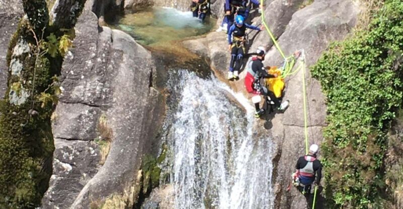 Gerês National Park Waterfalls and wolf village in 4x4 - Key Points