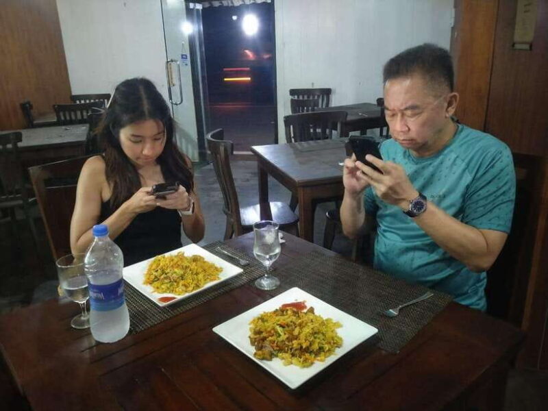 German speaking guide with Tuk around Colombo city tour - Key Points