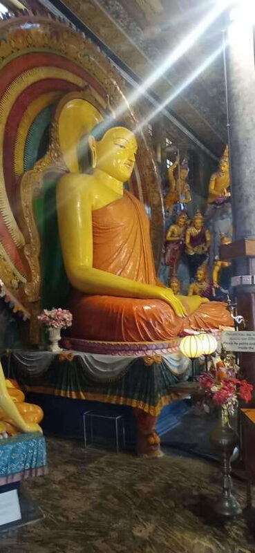 German speaking guide with Tuk around Colombo city tour - Who Is This Tour Best For?