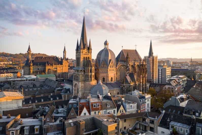 Germany: Guided tour of Aachen - Key Points