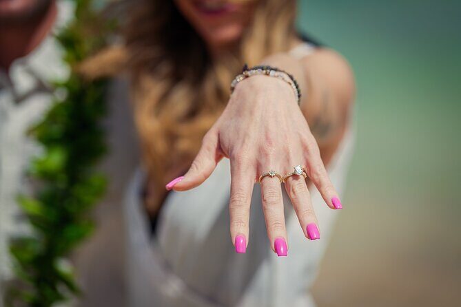 Get Engaged on Maui Beach with a Photographer - Final Thoughts: Who Is This Tour Perfect For?