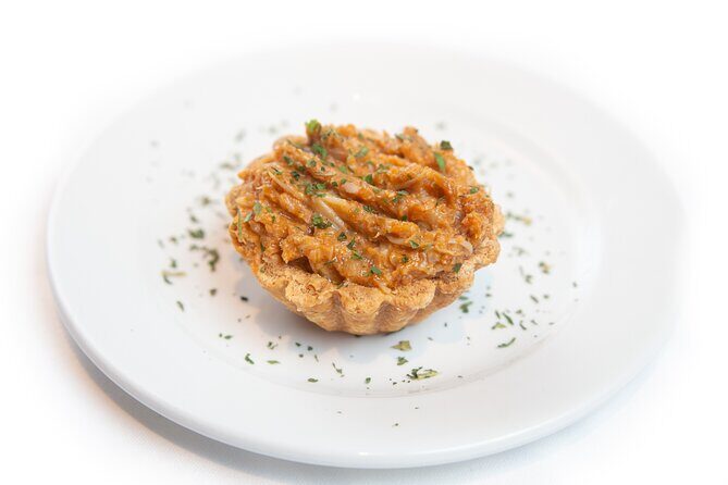 Get lost in the last classic pintxo taverns - The Sum Up