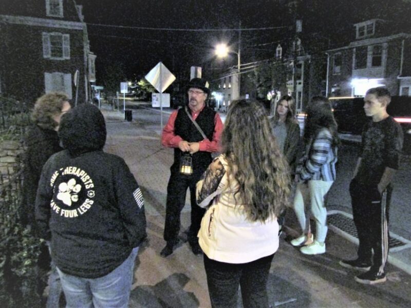 Gettysburg: "History and Haunts" Family Friendly Ghost Tour - Authenticity and Atmosphere