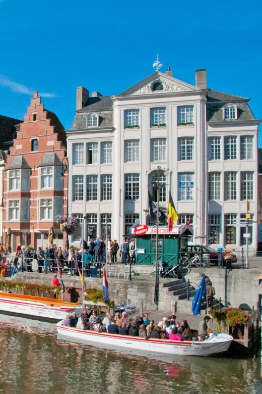 Ghent: 40 Minute Medieval Center Guided Boat Tour - What to Expect on the 40-Minute Guided Boat Tour