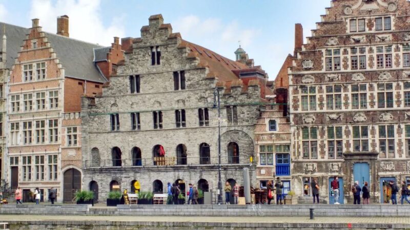 Ghent: Guided City Tour with Food and Drink Tastings - Key Points