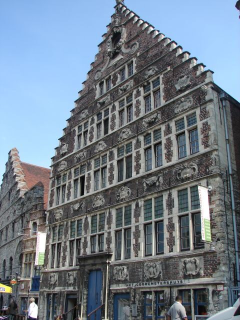 Ghent: Private 2-Hour Walking Tour - Authentic Experiences that Make a Difference