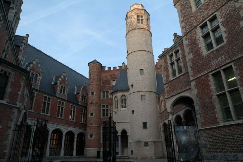 Ghent: Walking Tour from Friday Market to the Cathedral - What makes this tour stand out