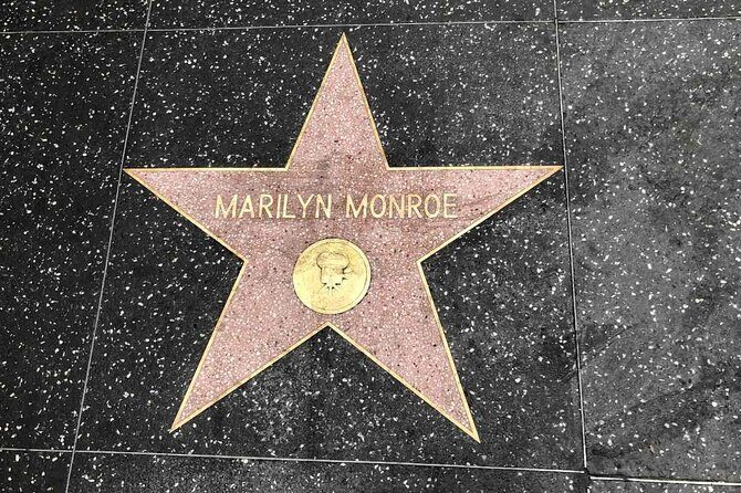 Ghost Hunt in Hollywood: Self-Guided Haunted Puzzle Walk - Who Is This Tour Best For?