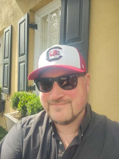 Ghost Tour - Charleston Dark History & Ghost Tour With Adam - Passionate and Knowledgeable Guides