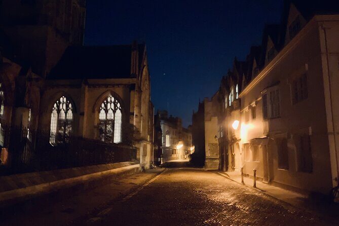 Ghost Tour of Oxford - An In-Depth Look at the Ghost Tour of Oxford