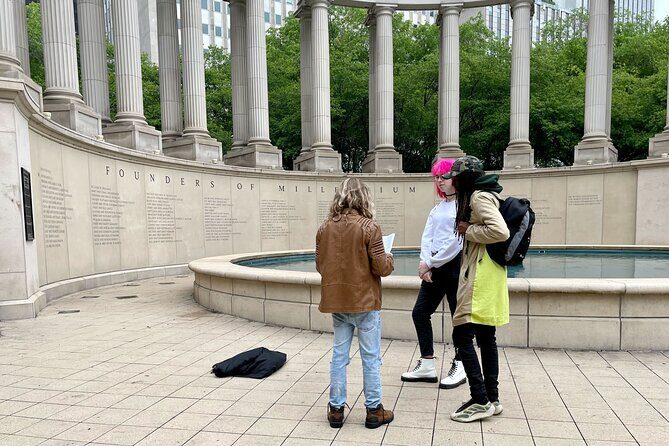 Ghosts of Chicago Family Friendly Ghost Tour - Introduction: A Spooky Night Out in Chicago